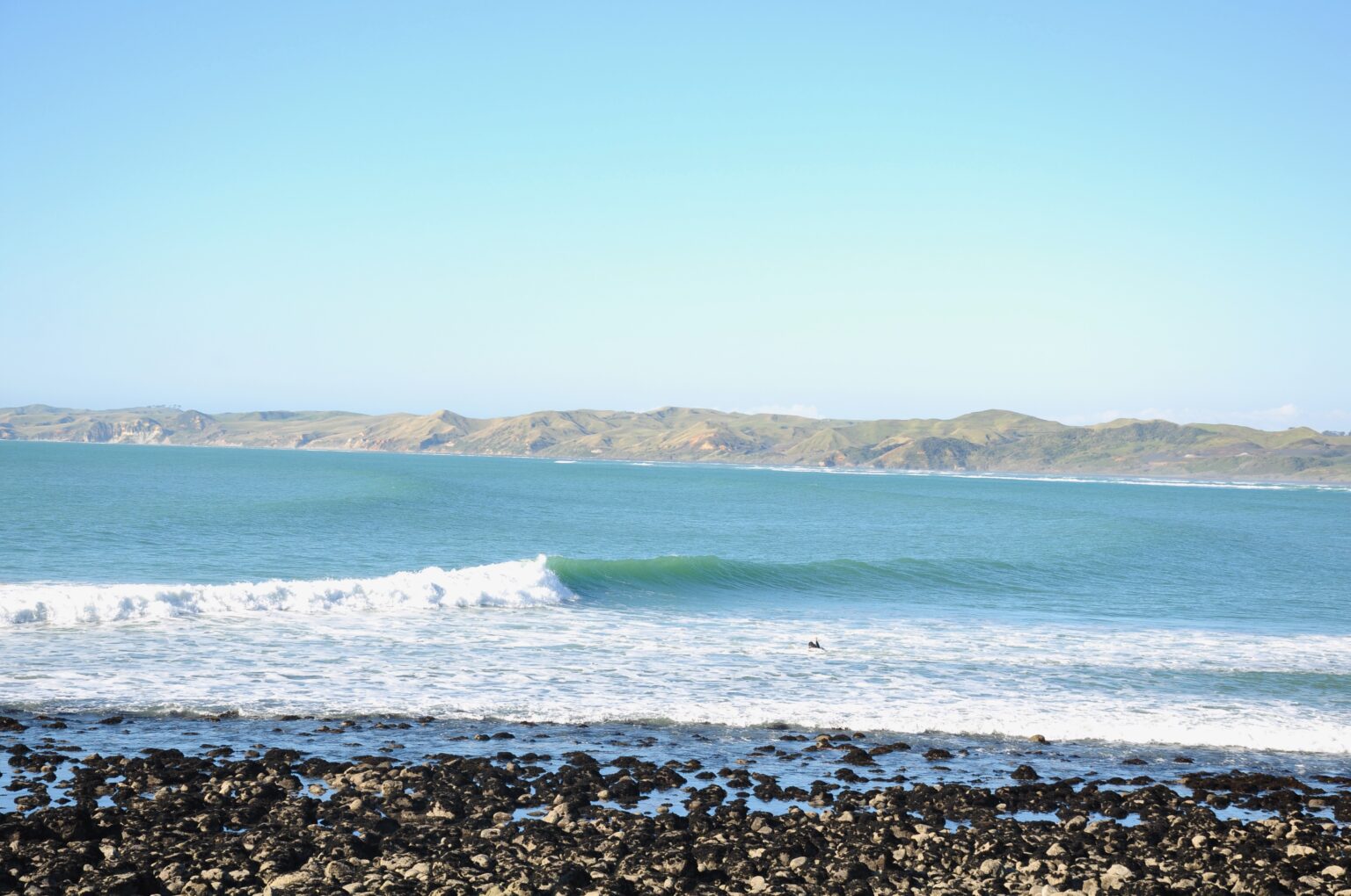 Surfing in Raglan || Ultimate Surf Trip Guide